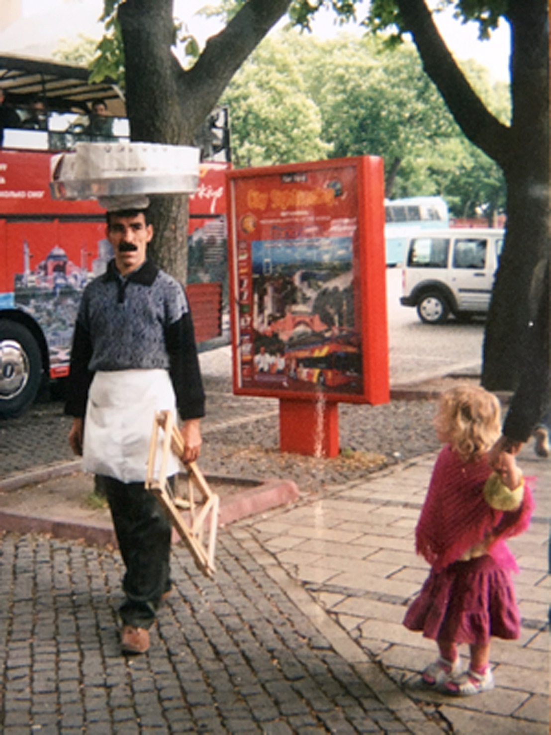 Turkish Encounters – Henna Harem – Body Art & Kits Byron Bay